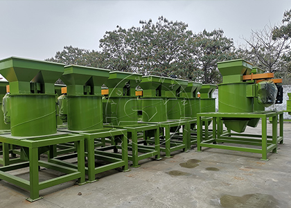 Pellet grinder | Models | Working method | Case